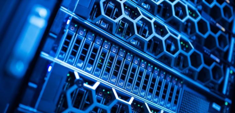 What Is Data Center Transformation? | phoenixNAP IT Glossary