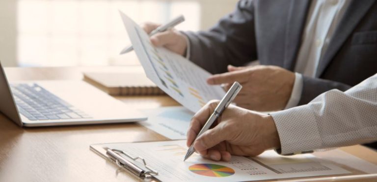 What Is Cloud ROI? | phoenixNAP IT Glossary