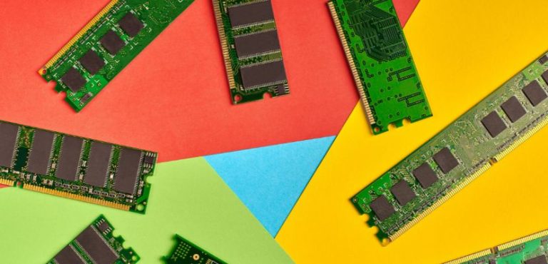 What Is a RAM Slot (Memory Slot)? | phoenixNAP IT Glossary