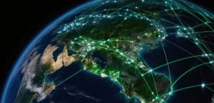 What Is East-West Traffic? | phoenixNAP IT Glossary