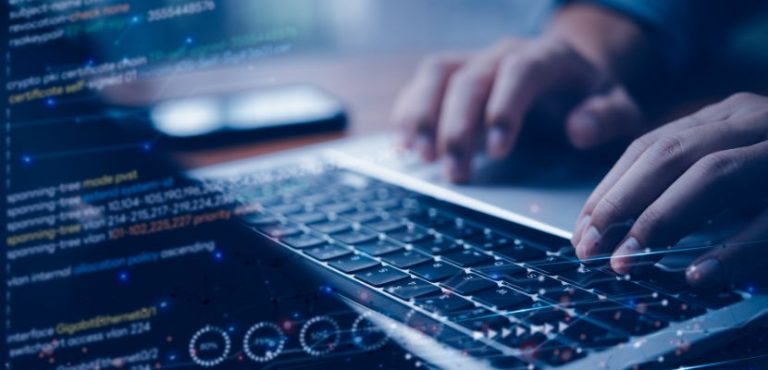 Qu'est-ce qu'une version logicielle ? | phoenixNAP Glossaire informatique