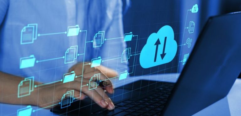 Qu'est-ce que le FTP ? | phoenixNAP Glossaire informatique